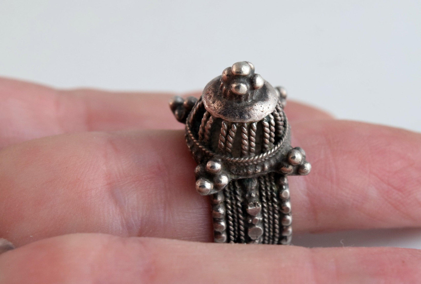 Rare Vintage Silver Omani Ring – Anteeka