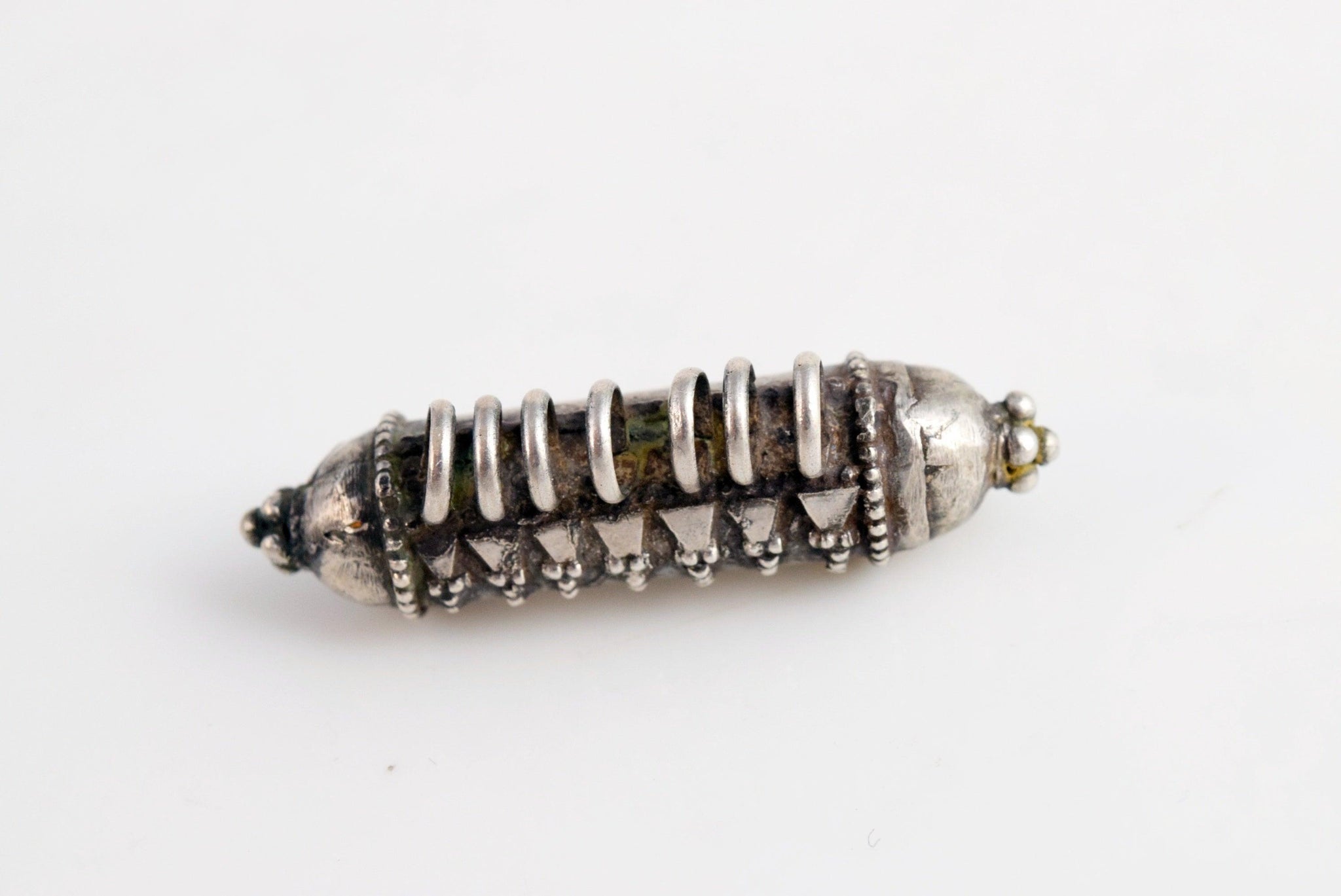 Vintage Small Indian Silver Cylinder Amulet Pendant – Anteeka
